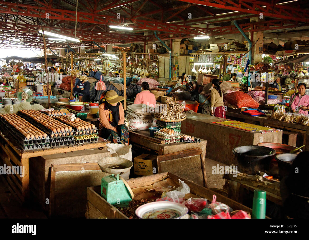 Colonial produce hi-res stock photography and images - Alamy