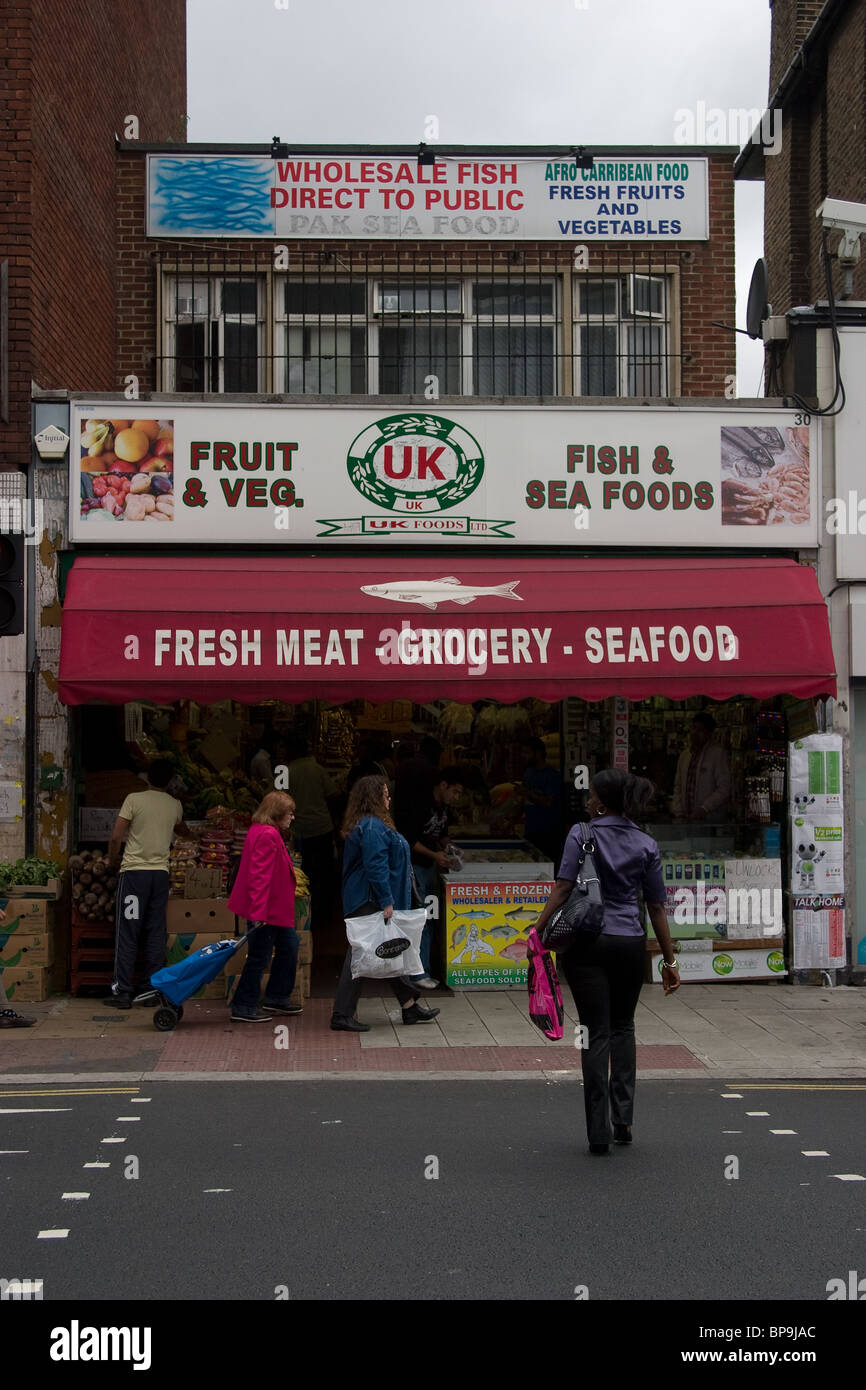 shops peckham south London Stock Photo - Alamy