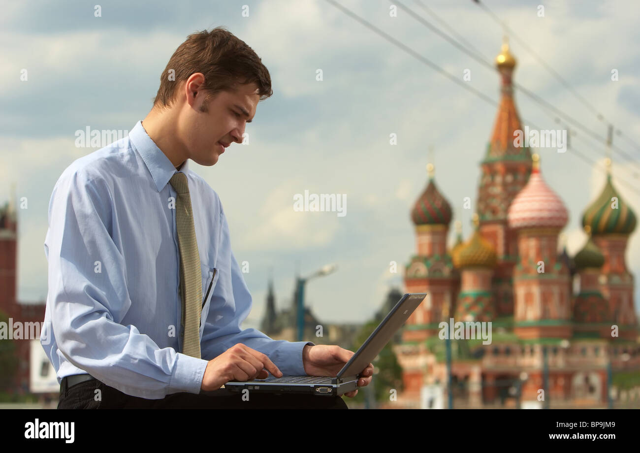 Russia. Moscow. The man with a laptop Stock Photo - Alamy