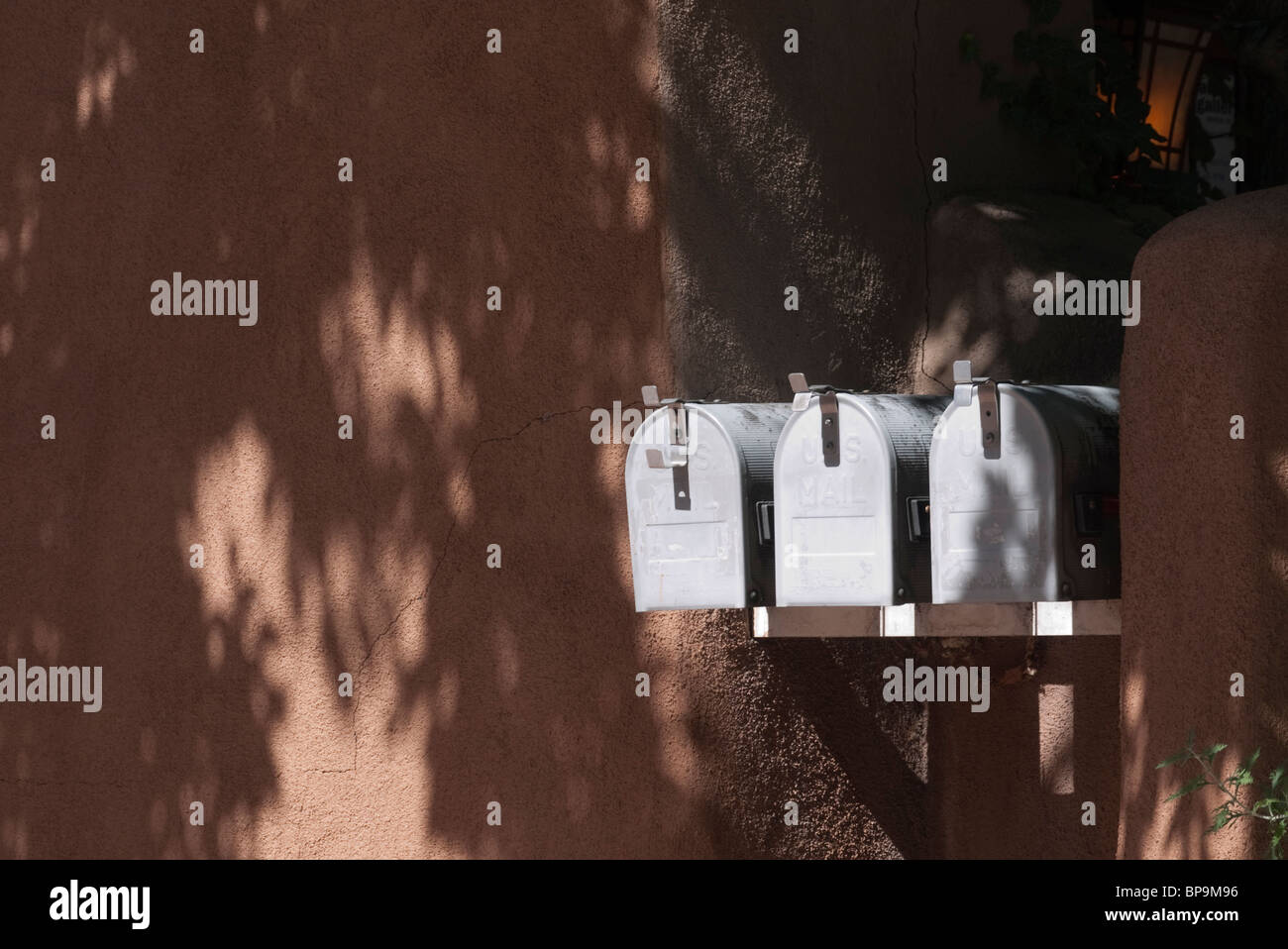 Multiple mailboxes hi-res stock photography and images - Alamy