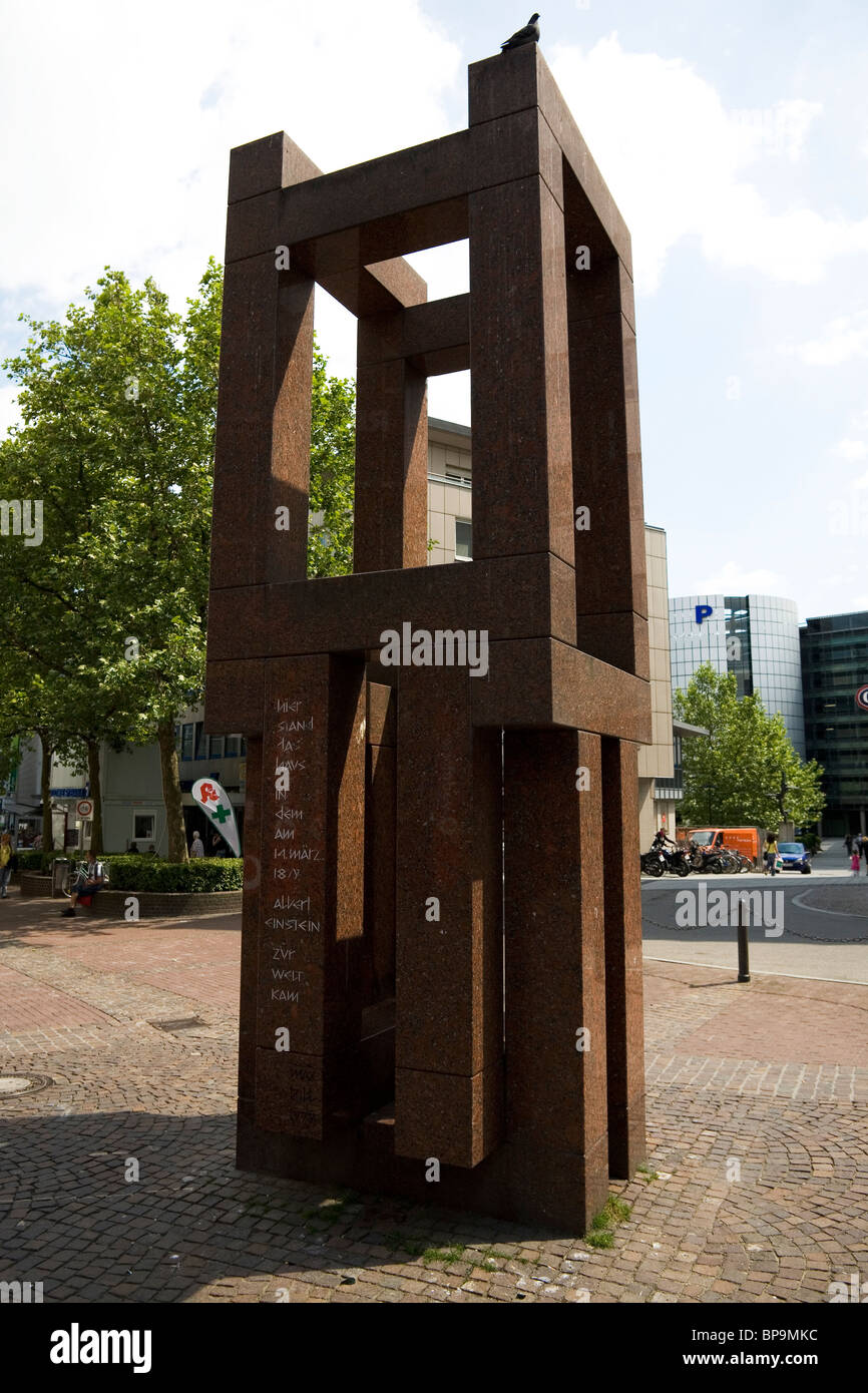 Memorial to Albert Einstein in Ulm, Baden-Wuerttemberg, Germany Stock Photo - Alamy