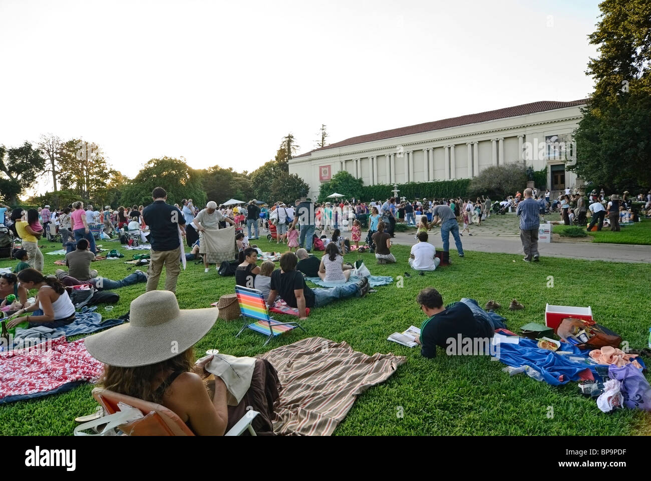 People enjoying the Huntington Library's Summer Evenings members event ...