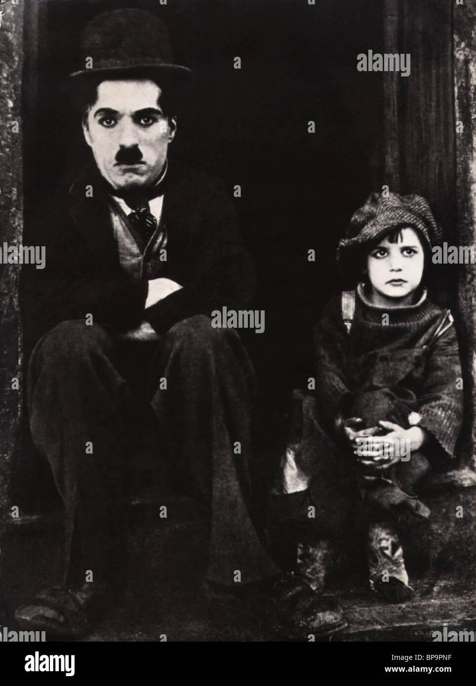 Charlie chaplin the kid hi-res stock photography and images - Alamy