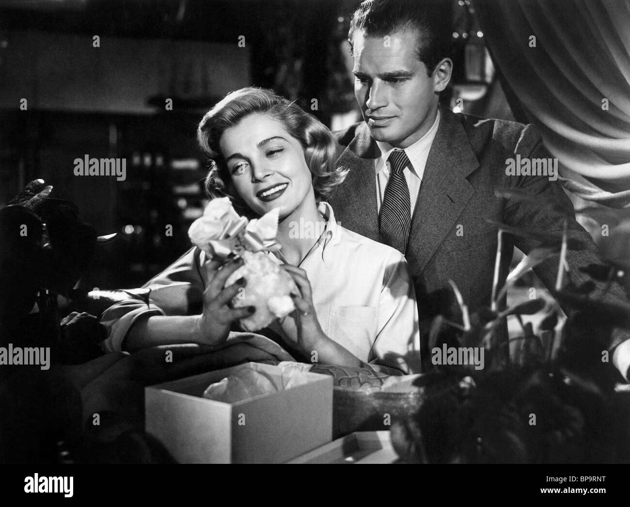 Dark city 1950 charlton heston Black and White Stock Photos & Images ...