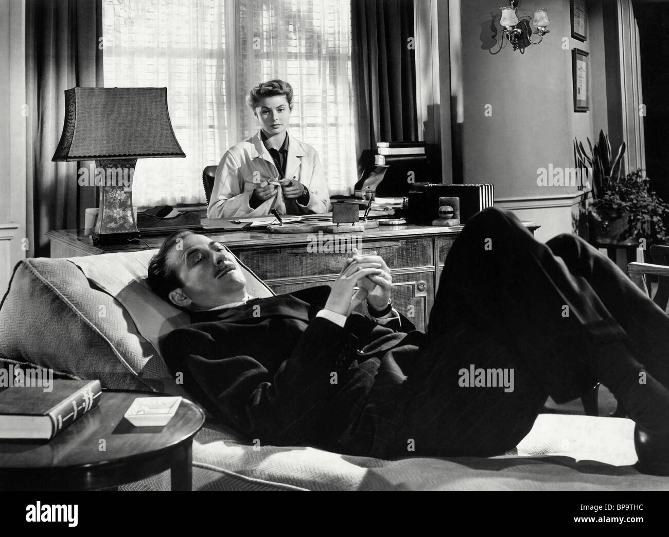 SCENE WITH INGRID BERGMAN SPELLBOUND (1945 Stock Photo - Alamy