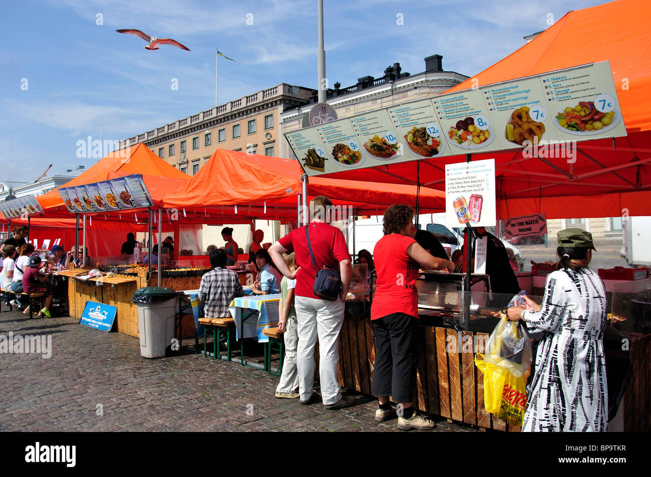 Food stall outdoor market kauppatori hi-res stock photography and ...