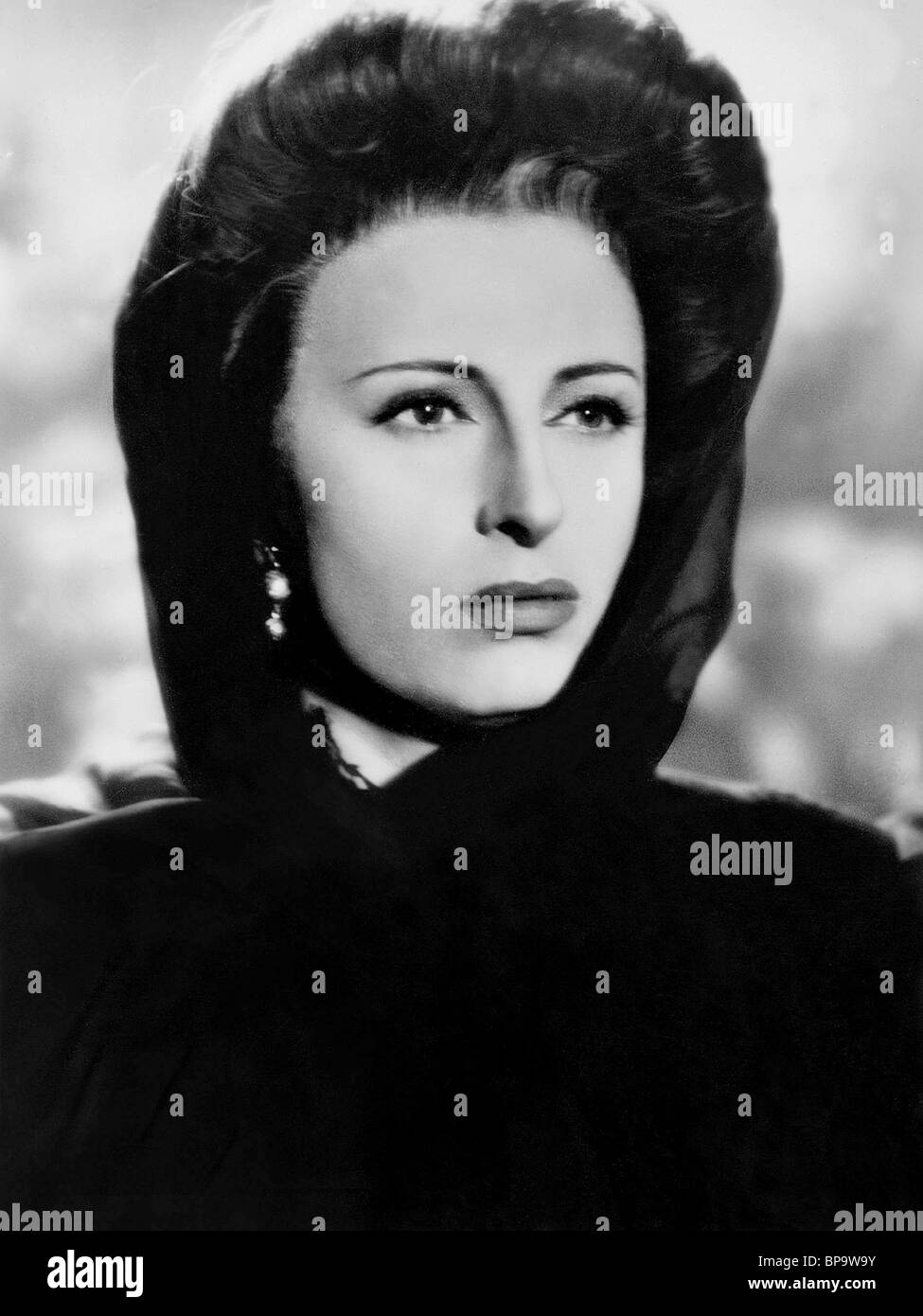 Anna magnani assunta spina 1948 hi-res stock photography and images - Alamy