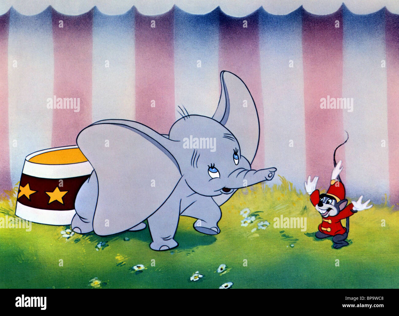 Dumbo dumbo mouse 1941 hi-res stock photography and images - Alamy