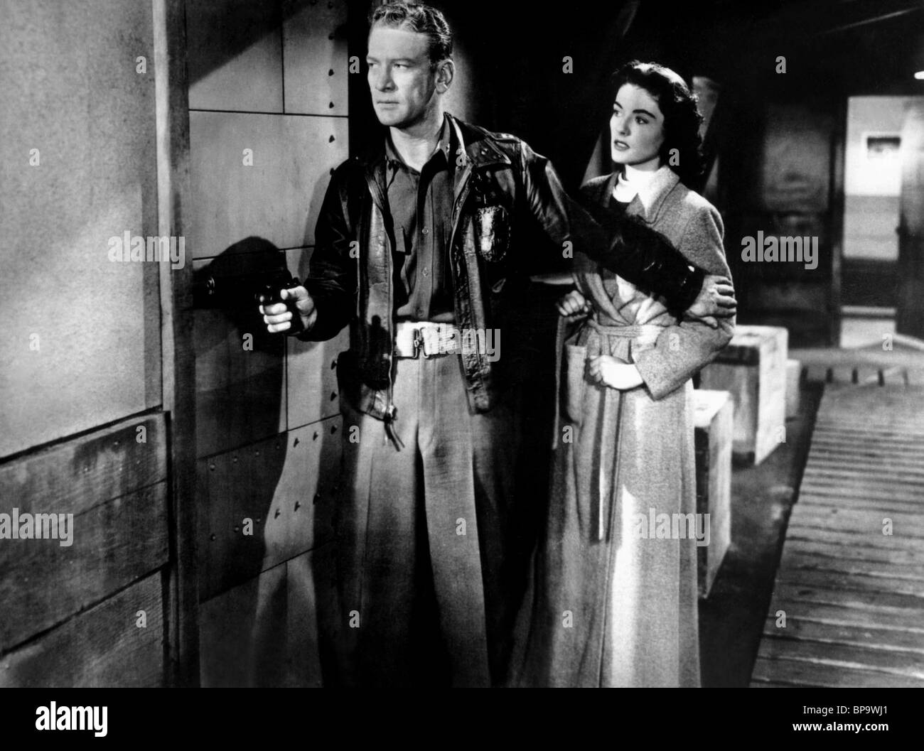 KENNETH TOBEY, MARGARET SHERIDAN, THE THING FROM ANOTHER WORLD, 1951 ...