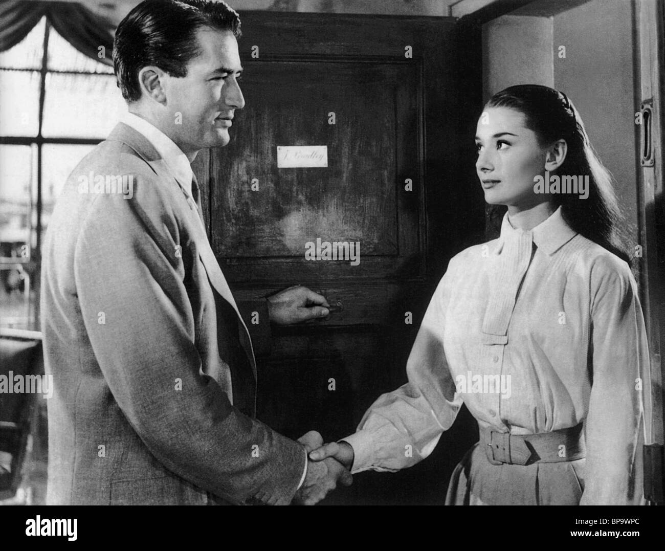 Audrey Hepburn Roman Holiday 1953 High Resolution Stock Photography and ...