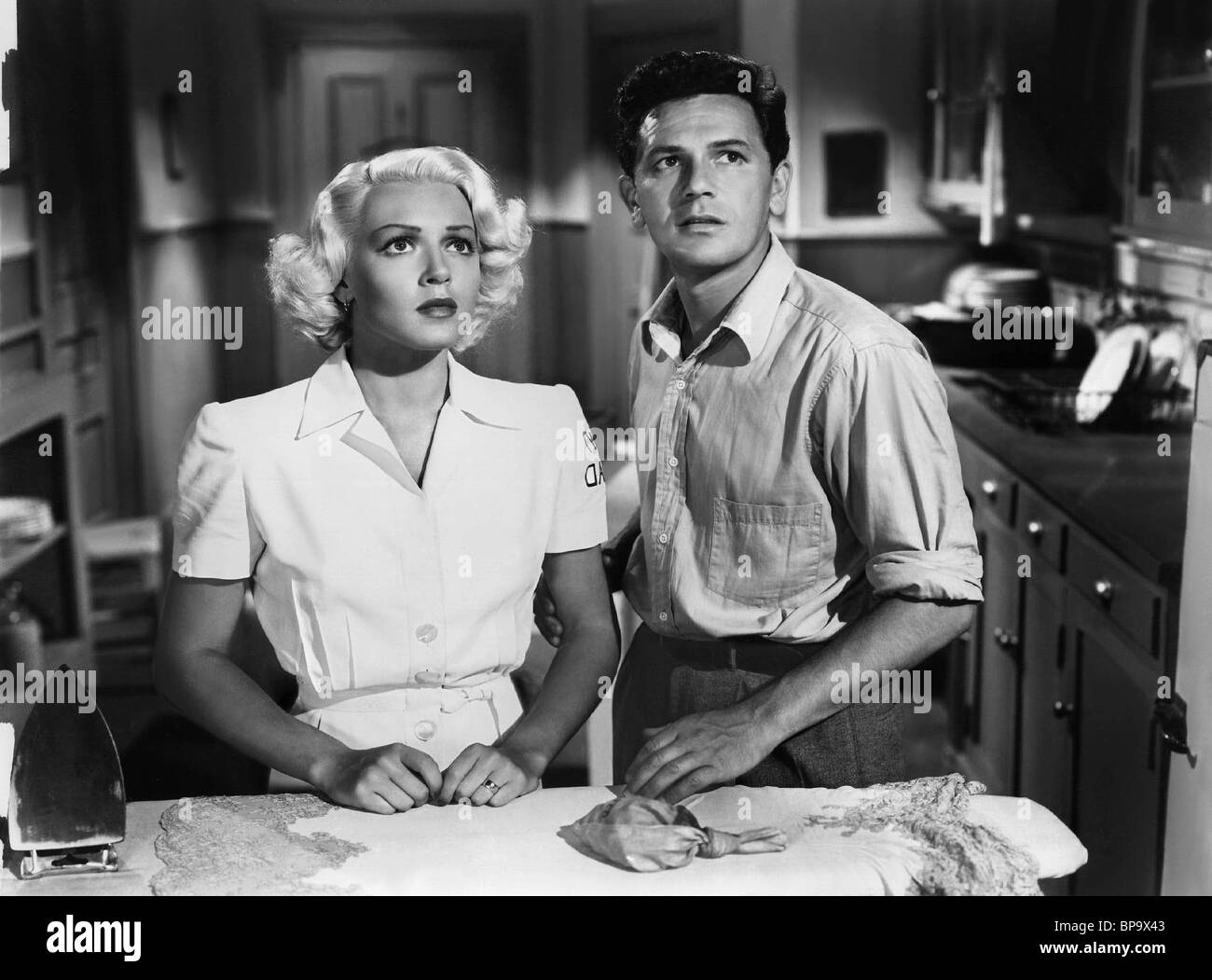 LANA TURNER, JOHN GARFIELD, THE POSTMAN ALWAYS RINGS TWICE, 1946 Stock ...