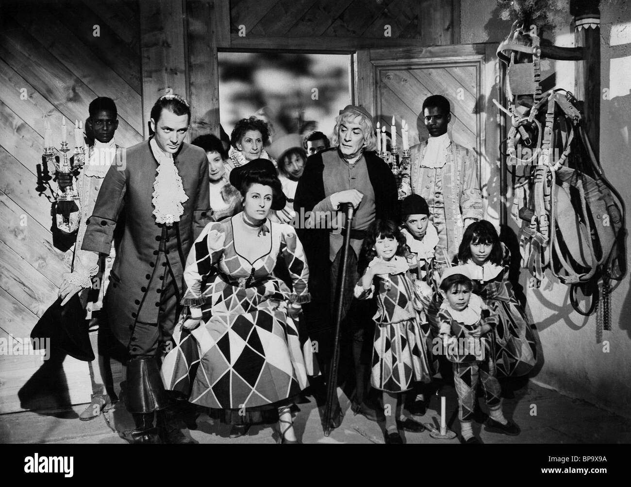 PAUL CAMPBELL, ANNA MAGNANI, THE GOLDEN COACH, 1952 Stock Photo - Alamy