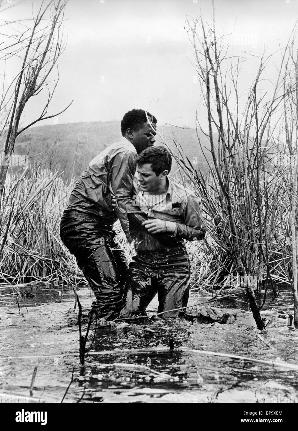 The Defiant Ones 1958 High Resolution Stock Photography and Images - Alamy