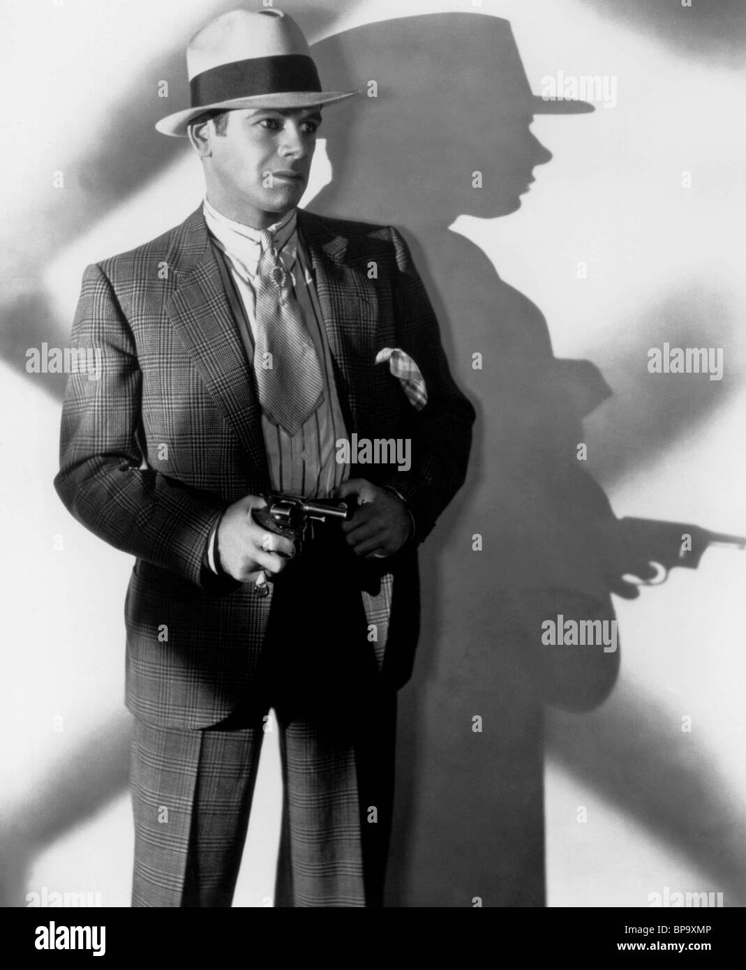 PAUL MUNI SCARFACE (1932 Stock Photo - Alamy