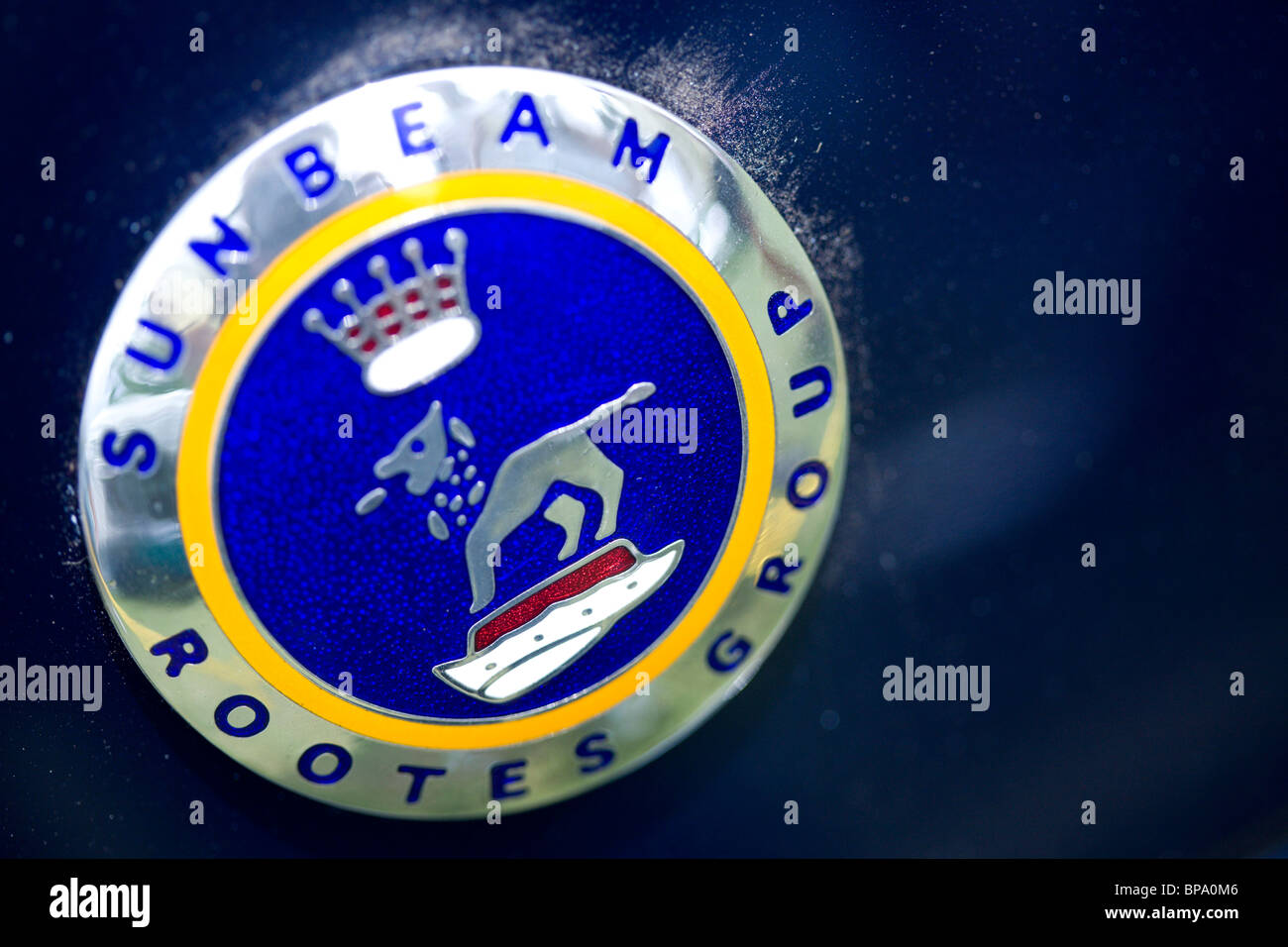 Sunbeam badge logo hi-res stock photography and images - Alamy