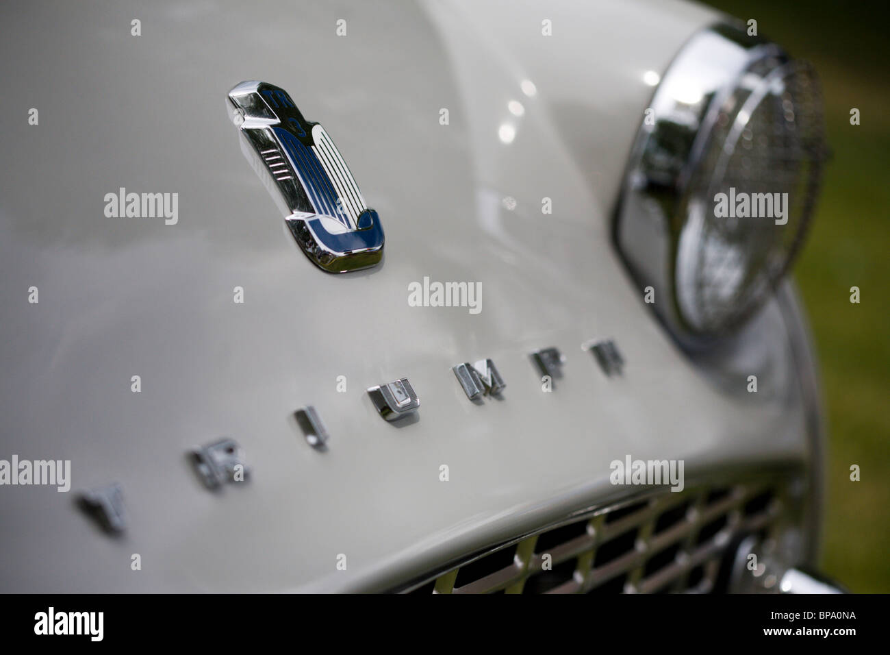 Triumph lettering vintage car hi-res stock photography and images - Alamy