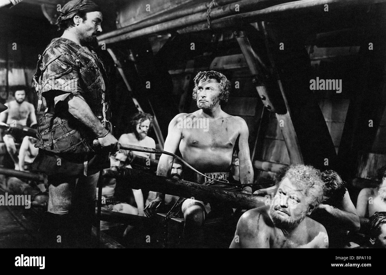 Errol flynn actor 1940 hi-res stock photography and images - Alamy