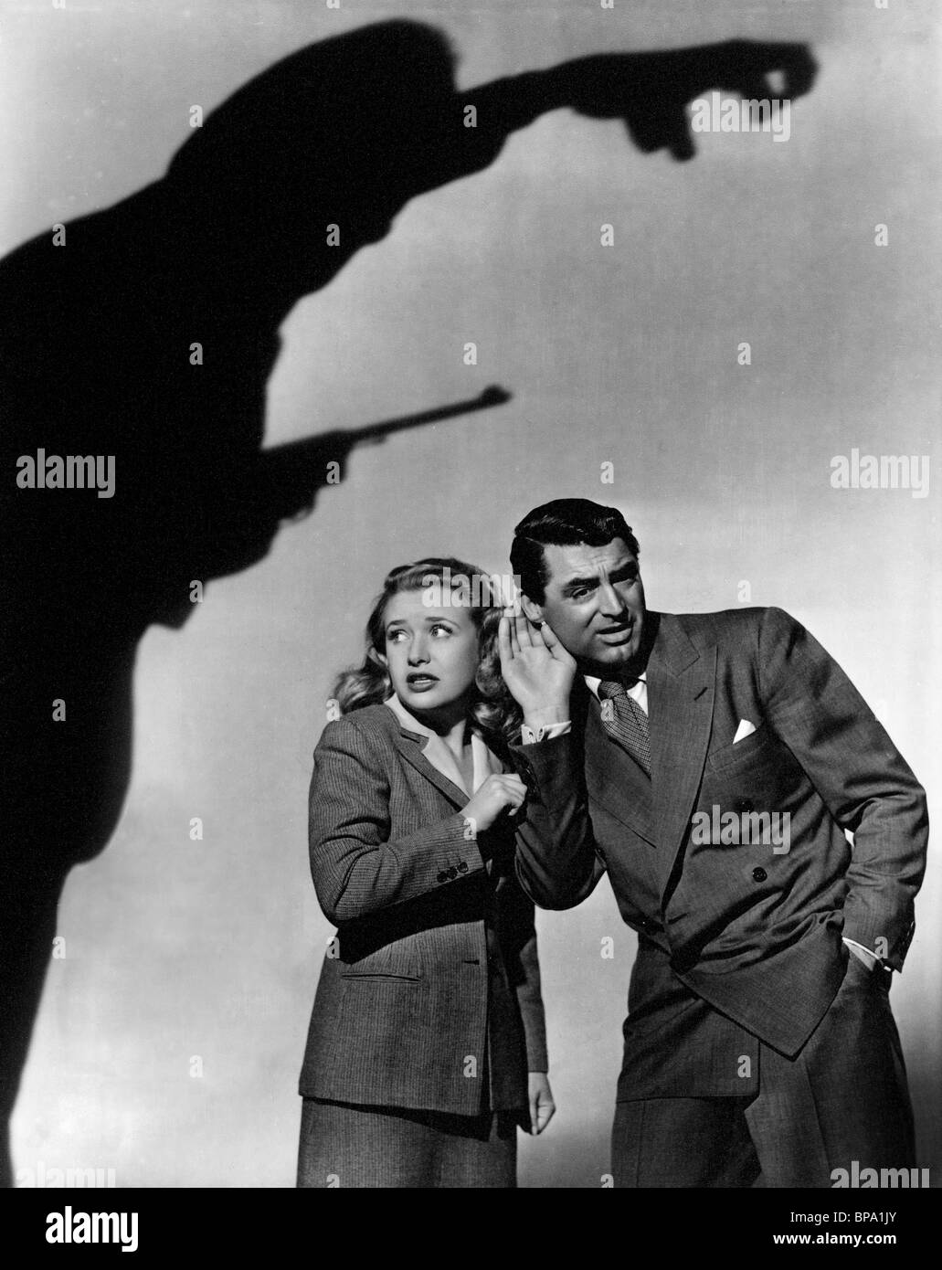 PRISCILLA LANE, CARY GRANT, ARSENIC AND OLD LACE, 1944 Stock Photo - Alamy