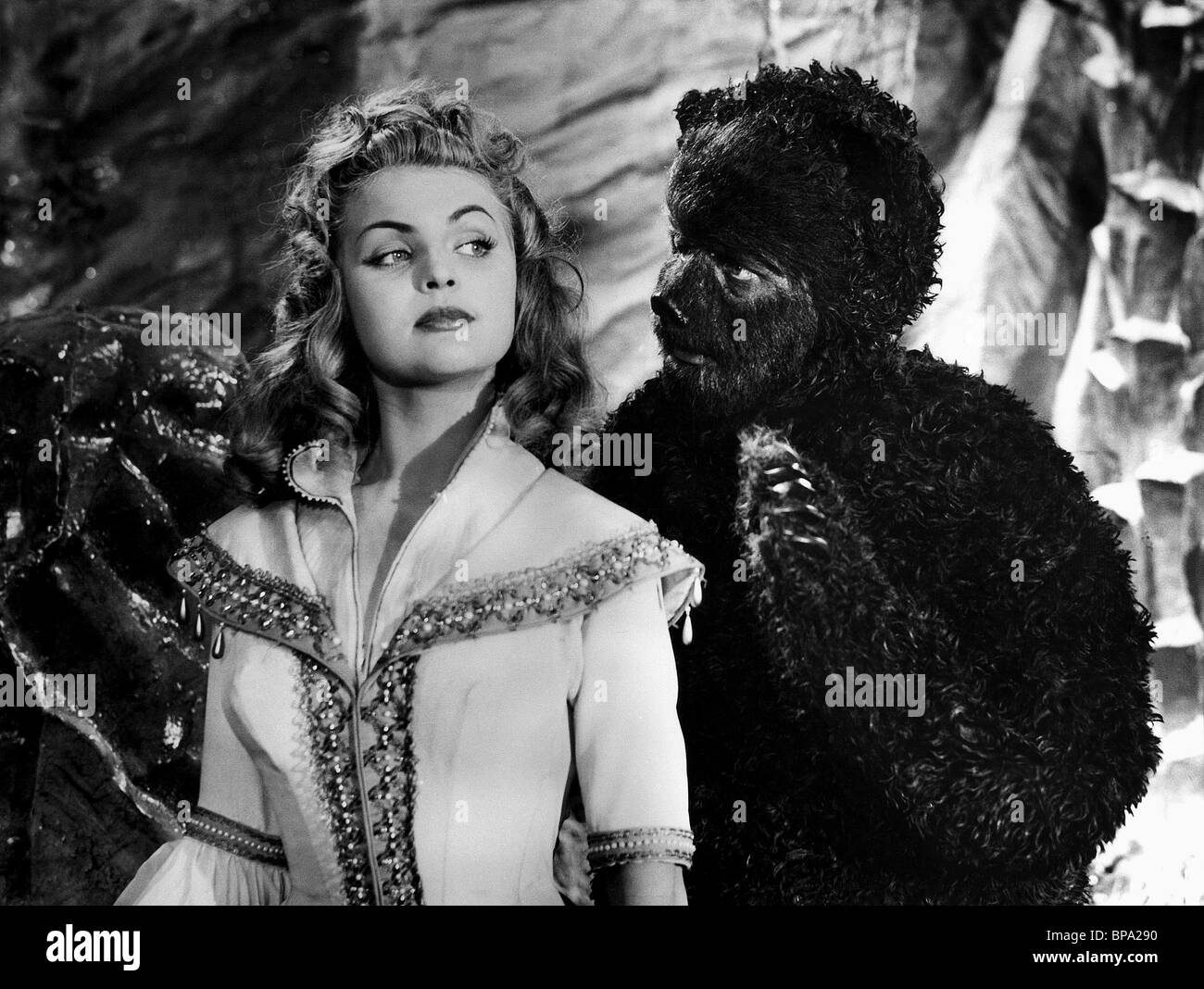 Ringing Singing High Resolution Stock Photography and Images - Alamy