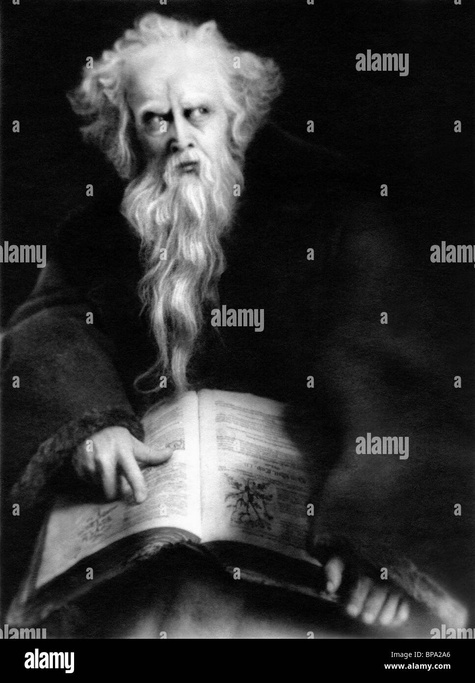 GOSTA EKMAN FAUST: A GERMAN FOLK LEGEND (1926 Stock Photo - Alamy