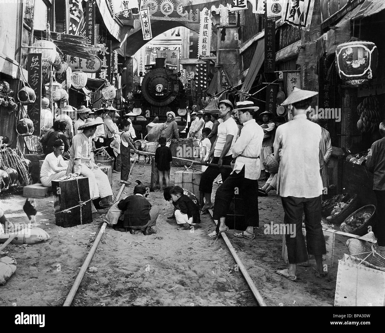 Shanghai express film hi-res stock photography and images - Alamy