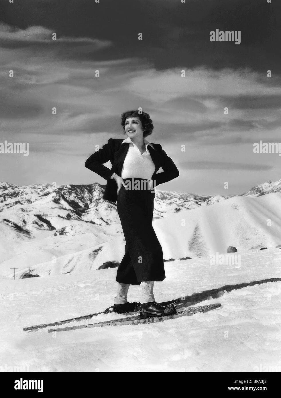 CLAUDETTE COLBERT ACTRESS (1938 Stock Photo - Alamy