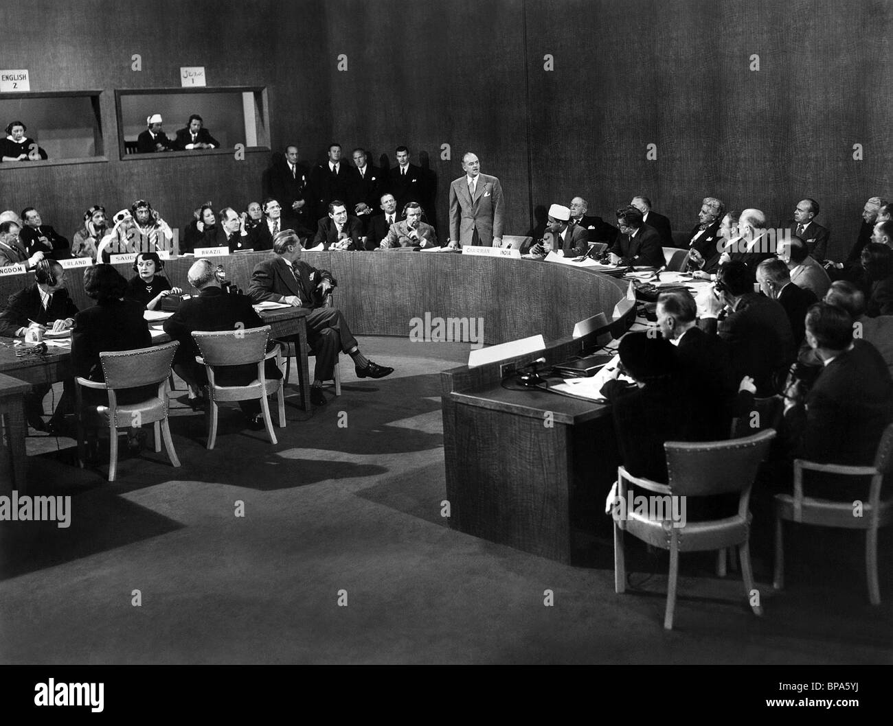 WORLD LEADERS CONFERENCE SCENE WHEN WORLDS COLLIDE (1951 Stock Photo ...