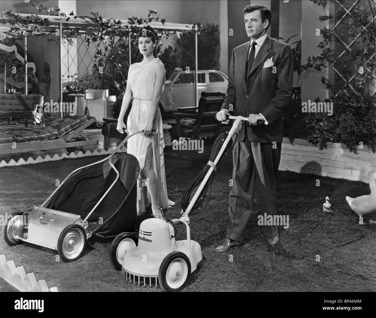 AVA GARDNER, ROBERT WALKER, ONE TOUCH OF VENUS, 1948 Stock Photo - Alamy