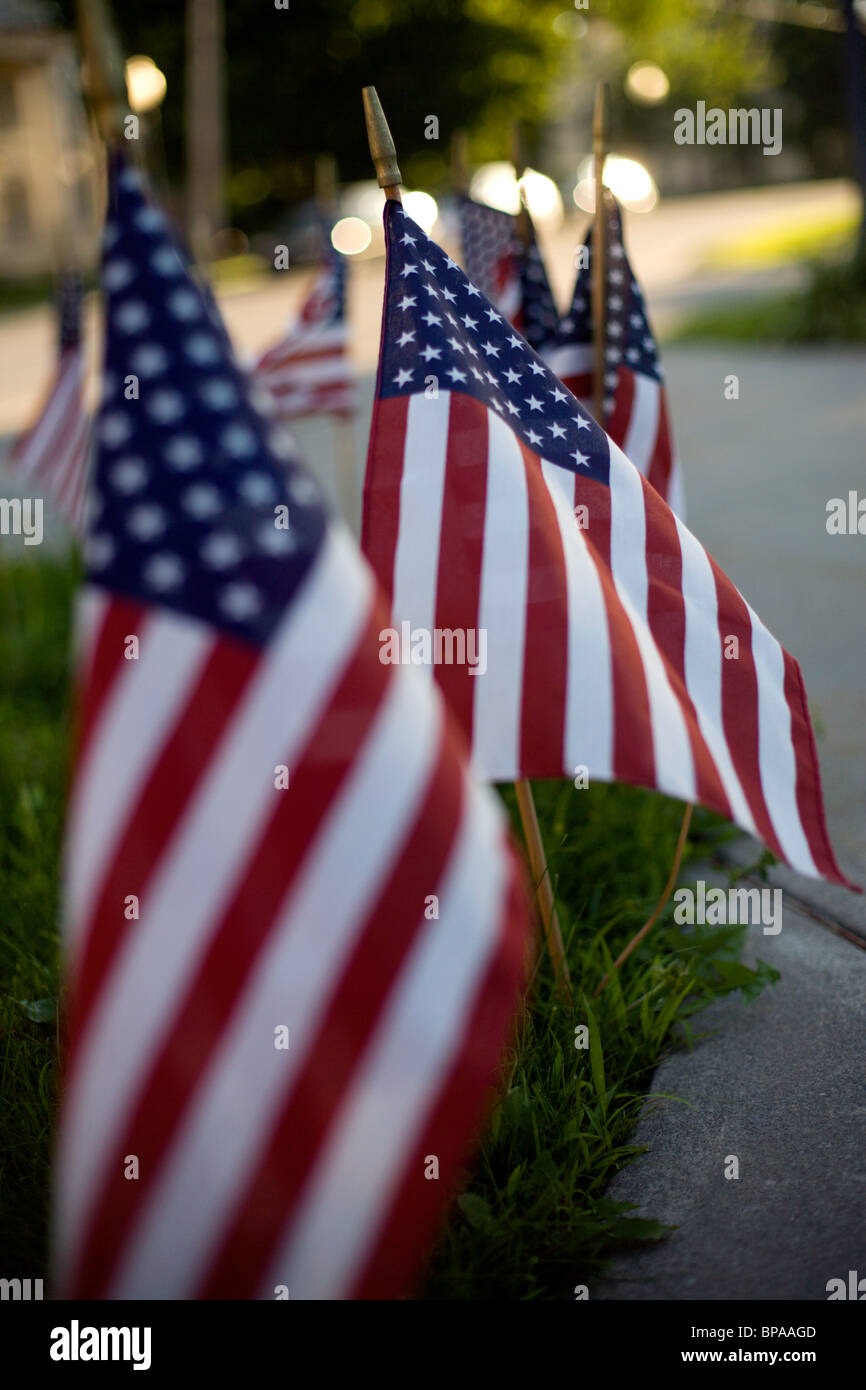 Sidewalk and flags hi-res stock photography and images - Alamy