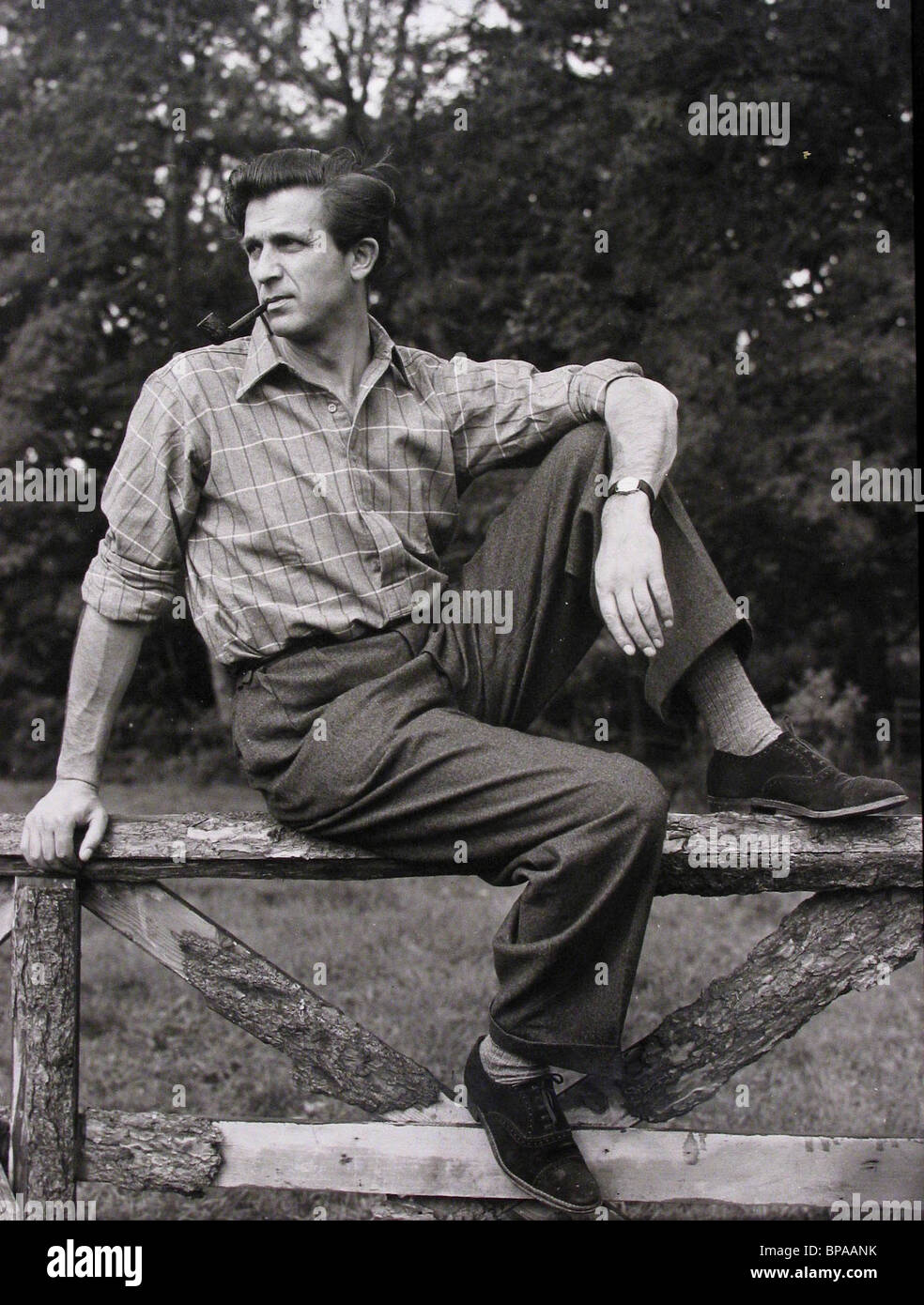 NORMAN WOOLAND ACTOR (1949 Stock Photo - Alamy