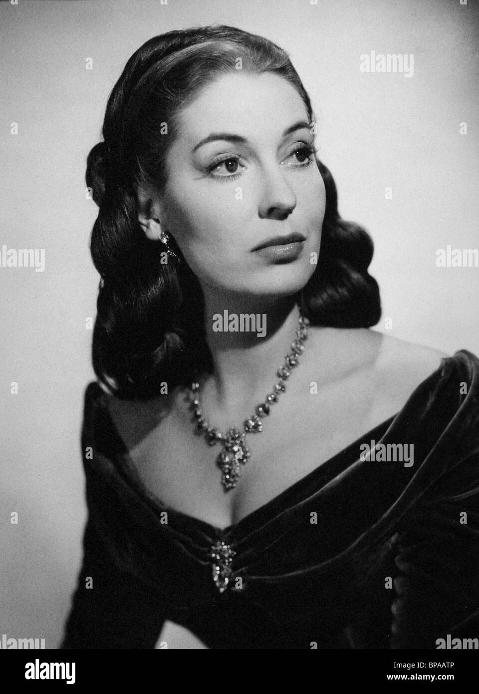 Valerie Pearson's Instagram, Twitter & Facebook on IDCrawl