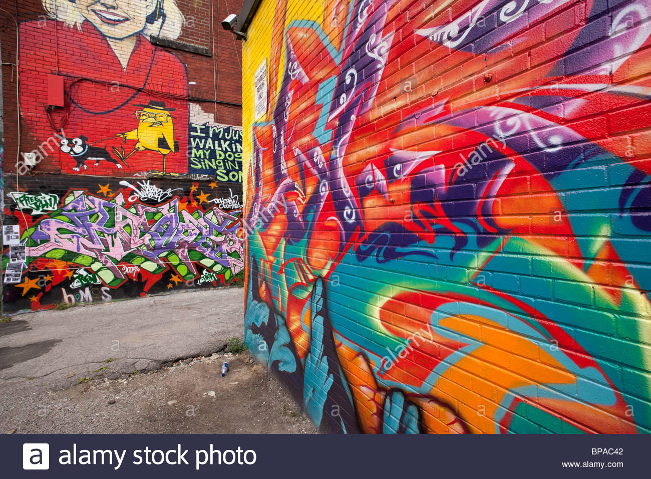 Alley With Wall Painting High Resolution Stock Photography and Images ...