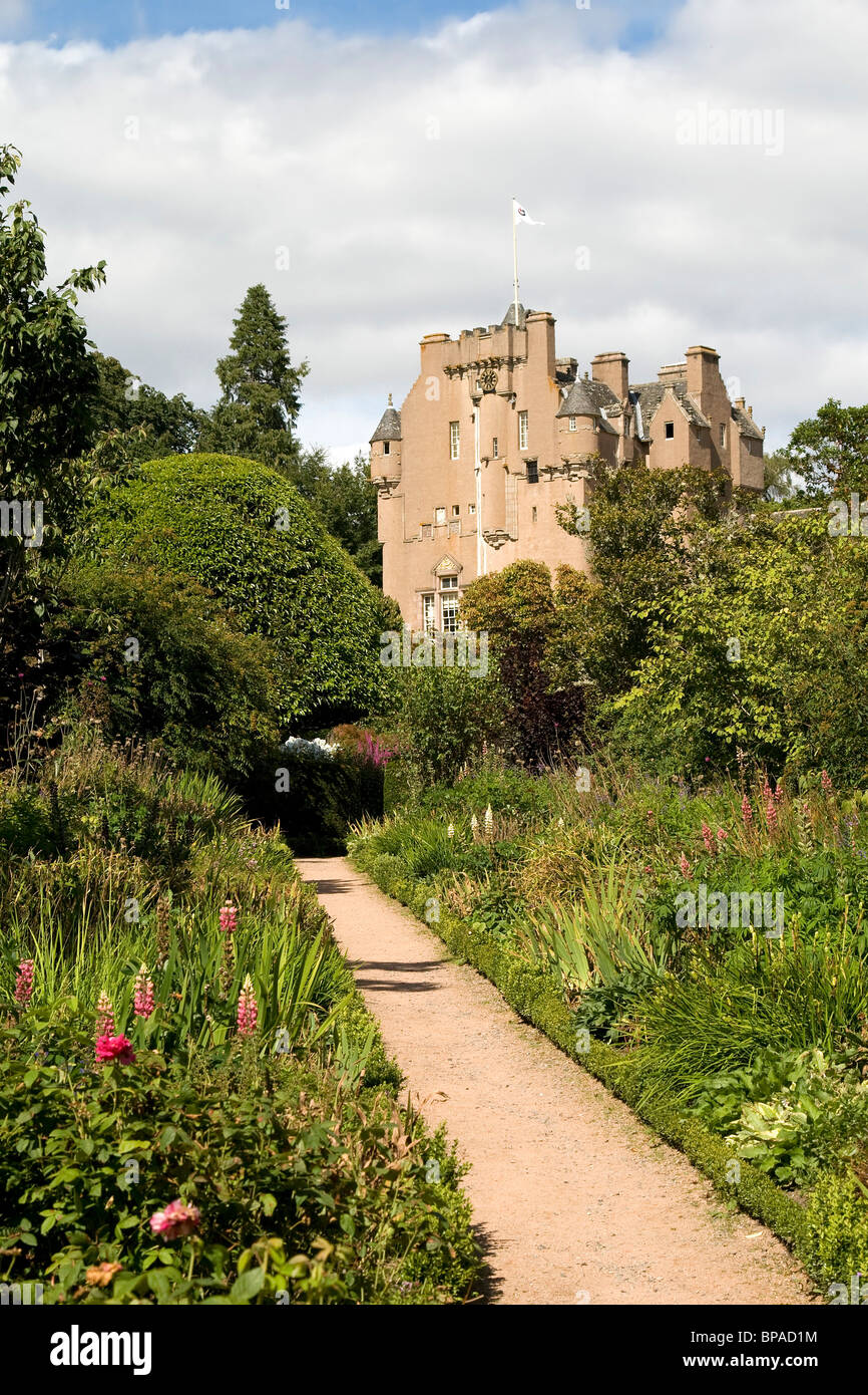 Crathes Castle in Scotland Stock Photo - Alamy
