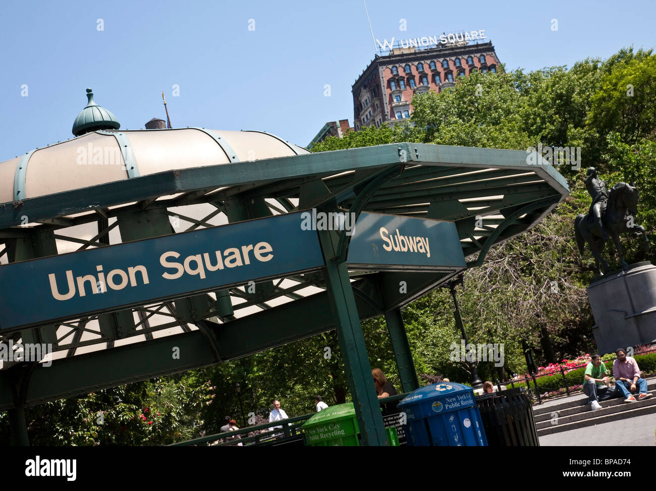 Subway Station Entrance,14th Street Union Square, NYC Stock Photo - Alamy