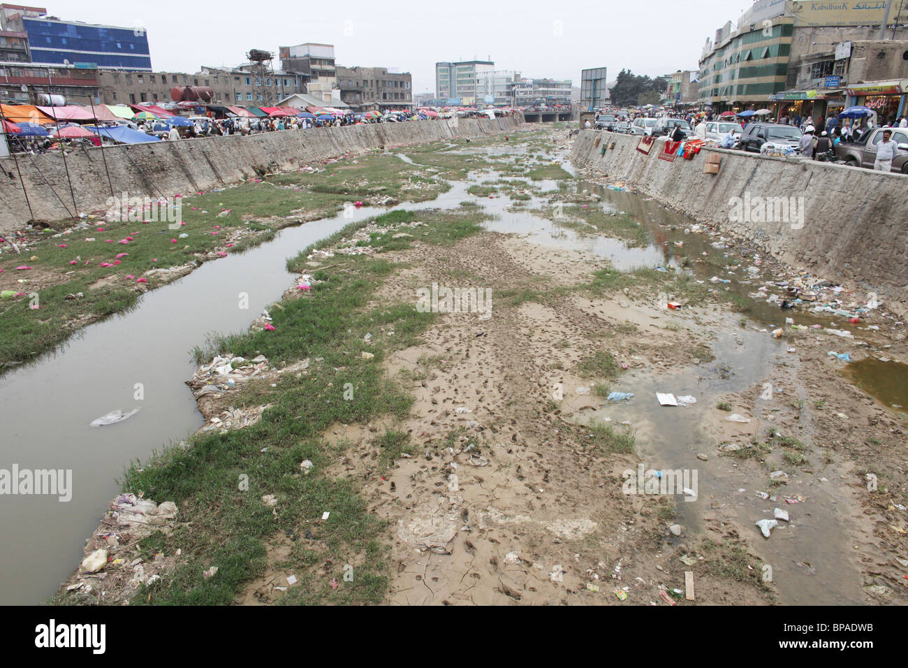 Walls of kabul hi-res stock photography and images - Alamy