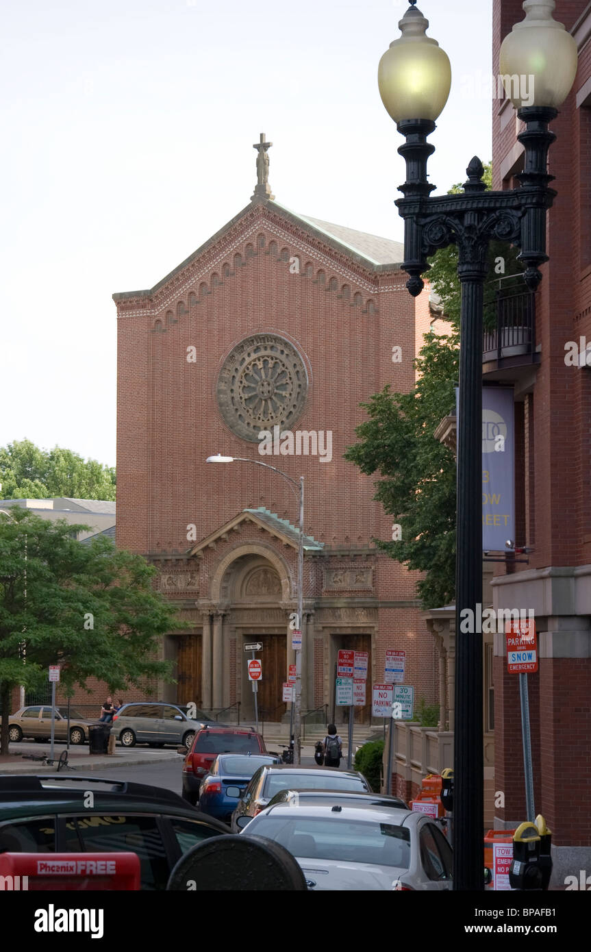 Saint Paul's Parish Church in Harvard Cambridge Massachusetts USA Stock ...
