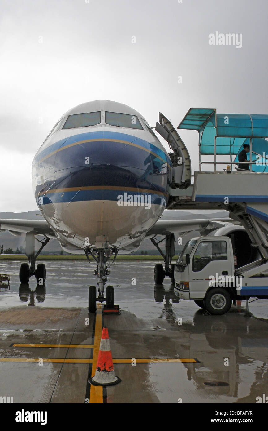 airport and fly, Lijiang airport, Yunnan, China Stock Photo - Alamy