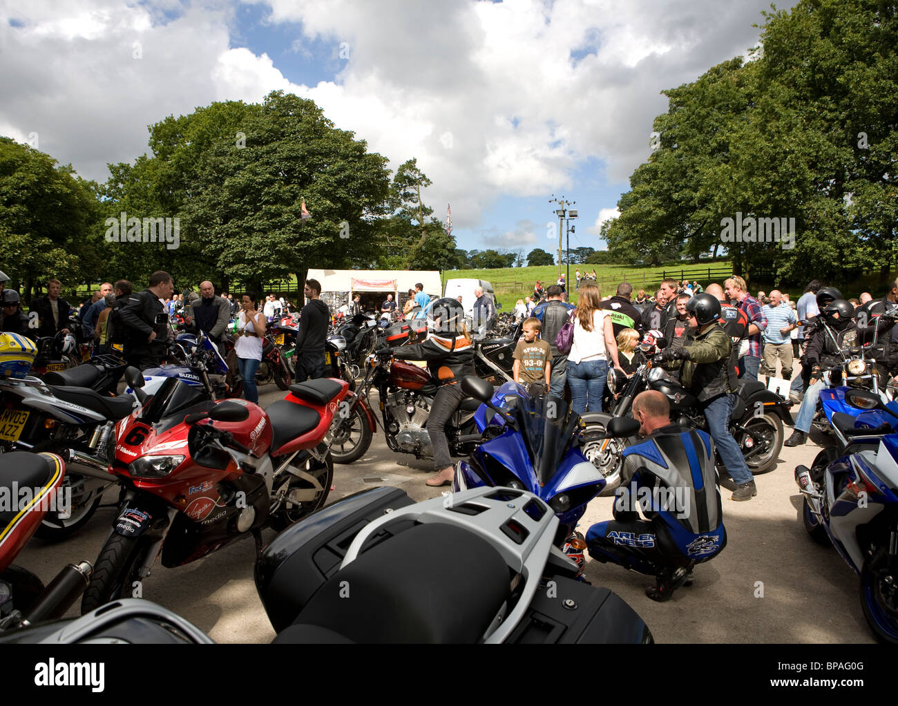 Motorcycle riding meetup hi-res stock photography and images - Alamy