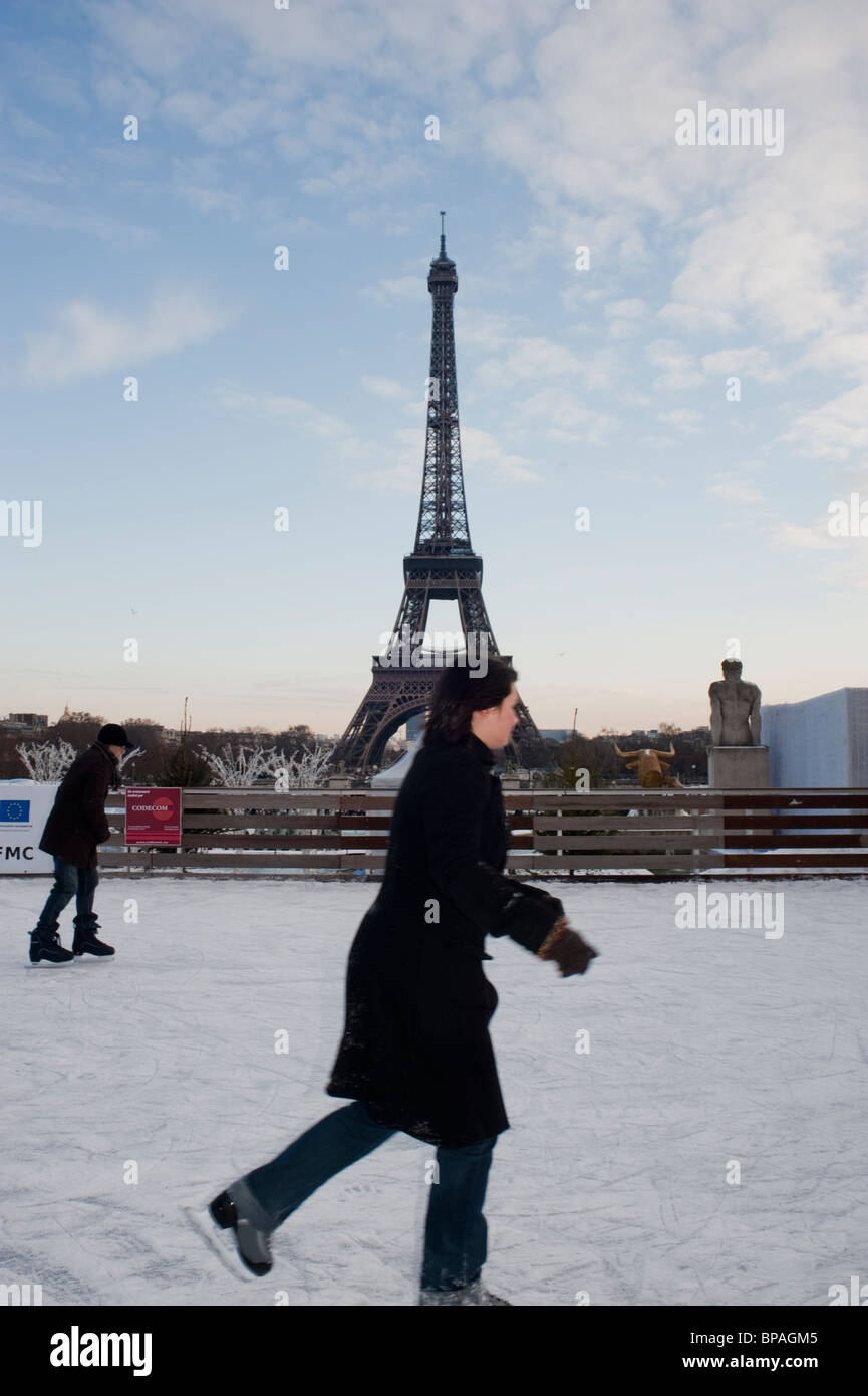 Paris eiffel tower ice rink hi-res stock photography and images - Alamy