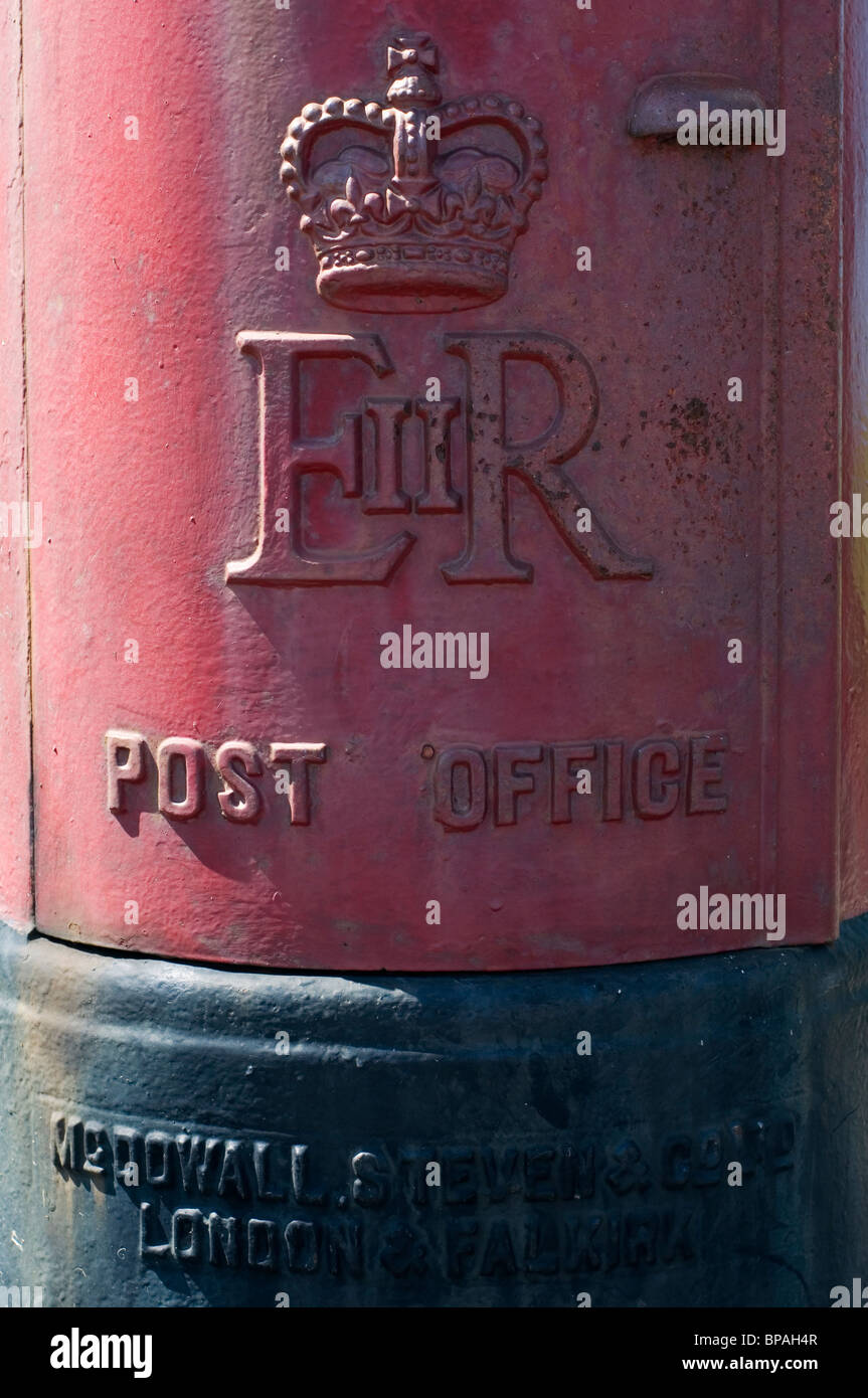 Er post box hi-res stock photography and images - Alamy