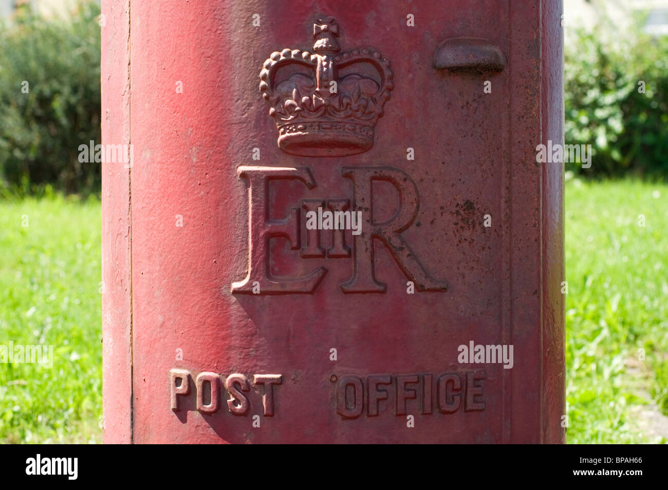 Er post box hi-res stock photography and images - Alamy