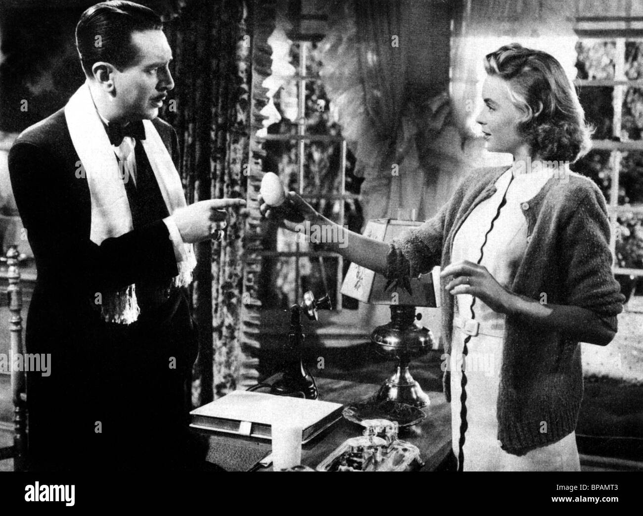 REGINALD GARDINER, DOROTHY MCGUIRE, CLAUDIA, 1943 Stock Photo - Alamy