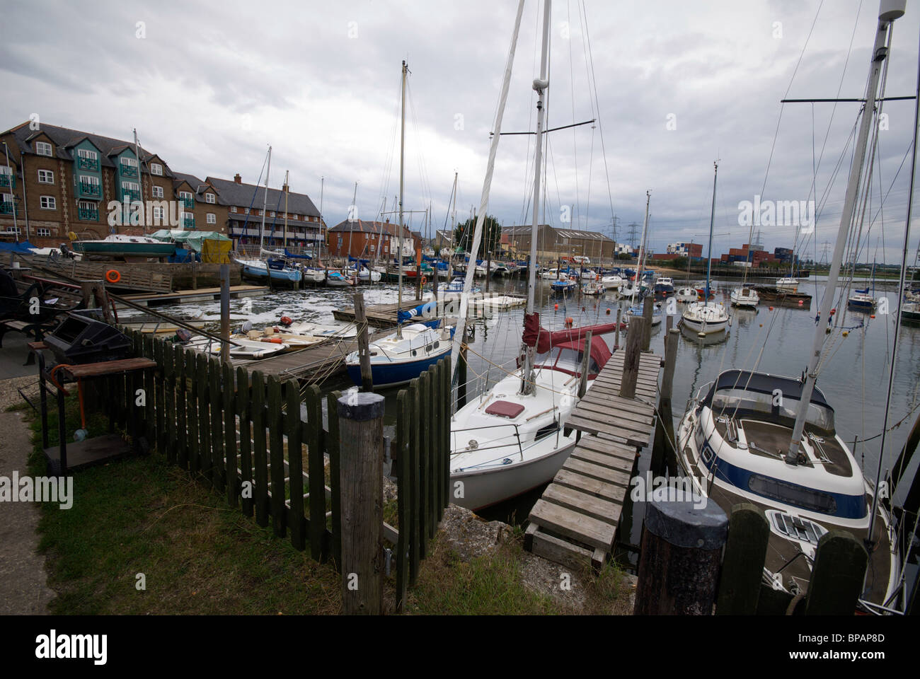 Eling And Totton High Resolution Stock Photography and Images - Alamy