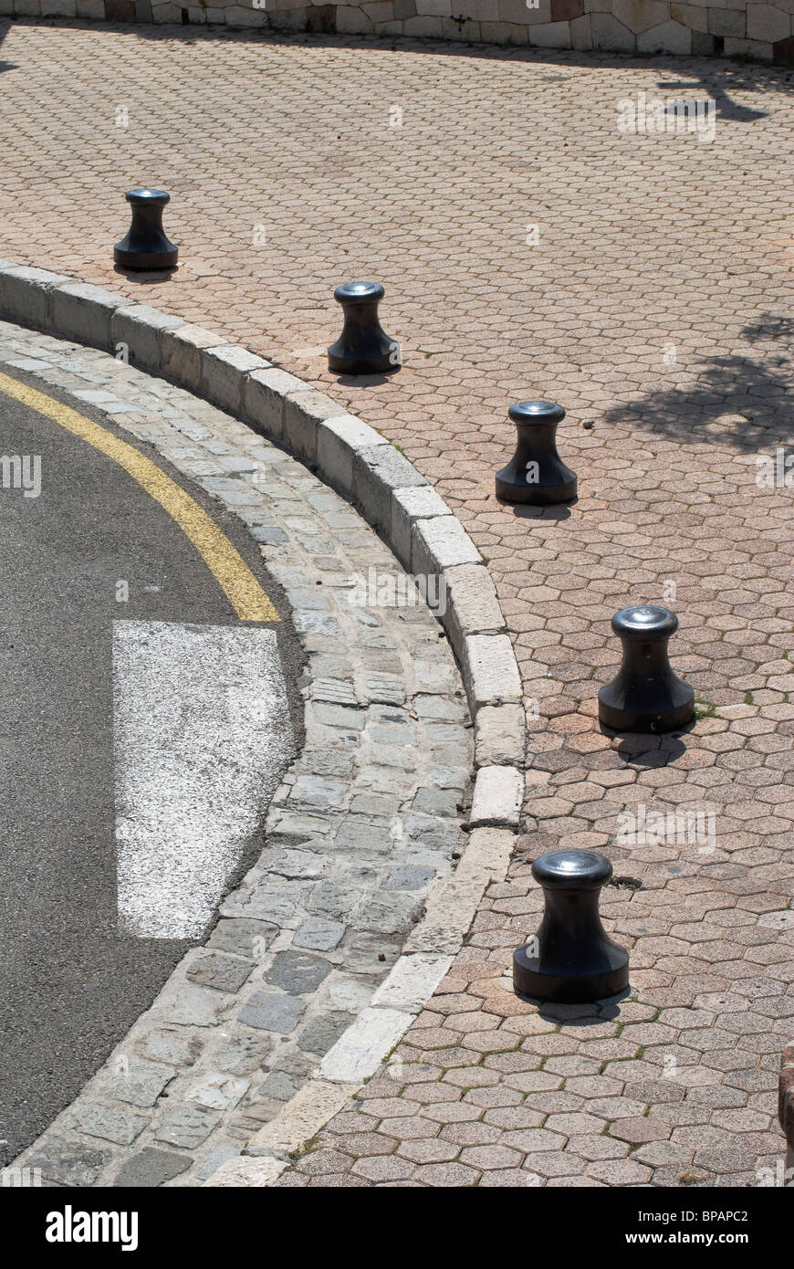 Bollard pavement kerb hi-res stock photography and images - Alamy