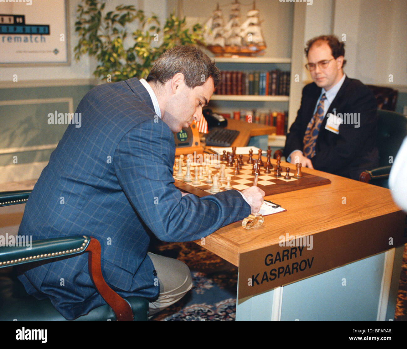 Garry Kasparov In Chess High Resolution Stock Photography and Images ...