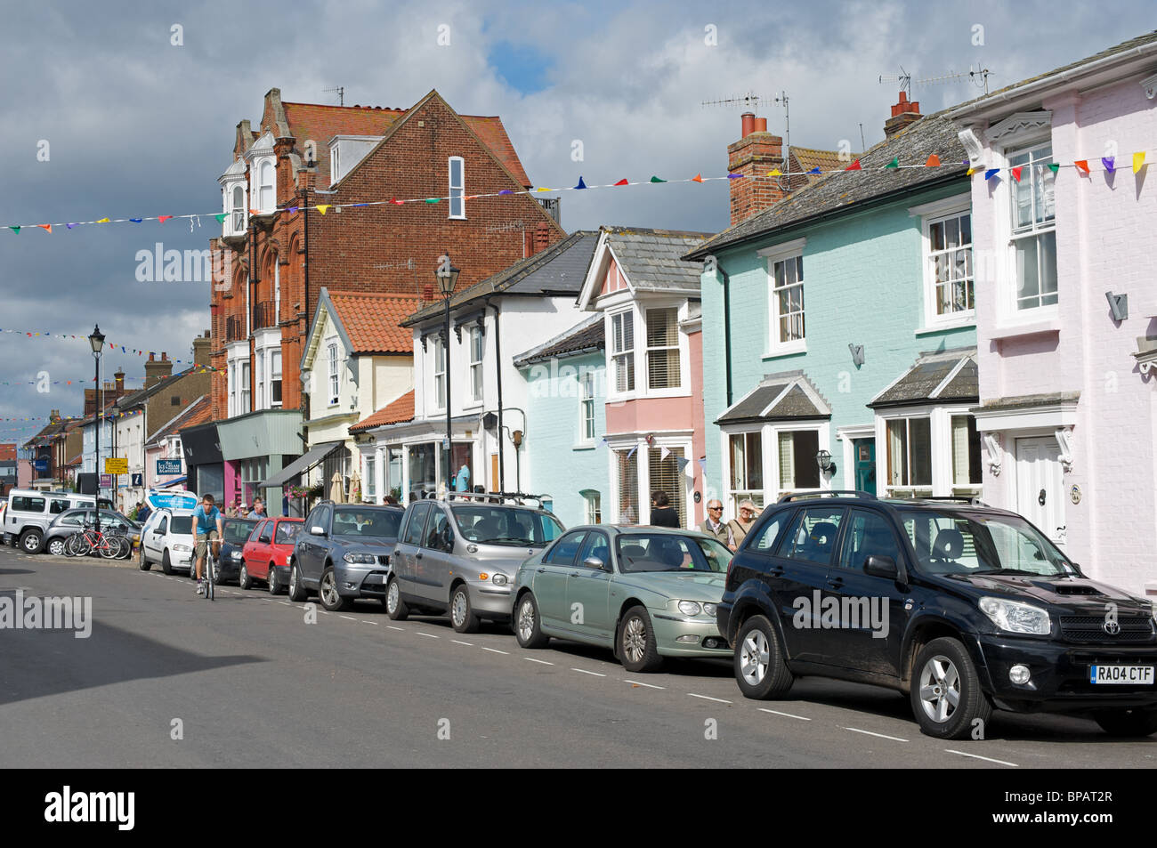 Aldeburgh high street suffolk uk hi-res stock photography and images ...