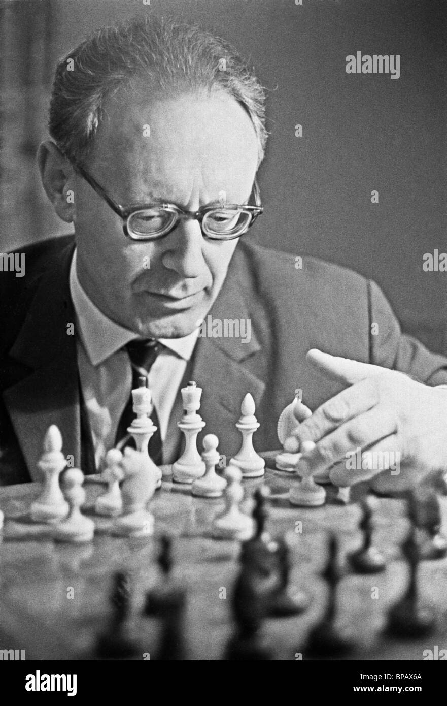Mikhail Botvinnik Black and White Stock Photos & Images - Alamy Mikhail Botvinnik Black and White Stock Photos & Images - Alamy