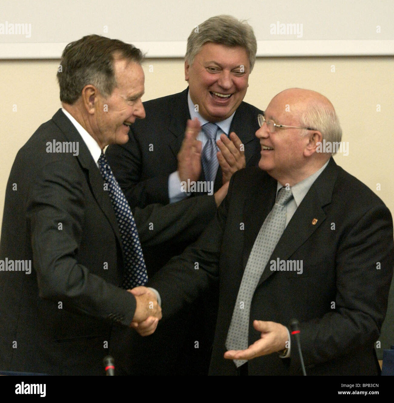 Presidents Bush And Gorbachev High Resolution Stock Photography and ...