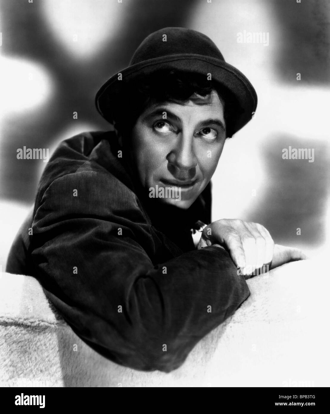 Chico marx hi-res stock photography and images - Alamy
