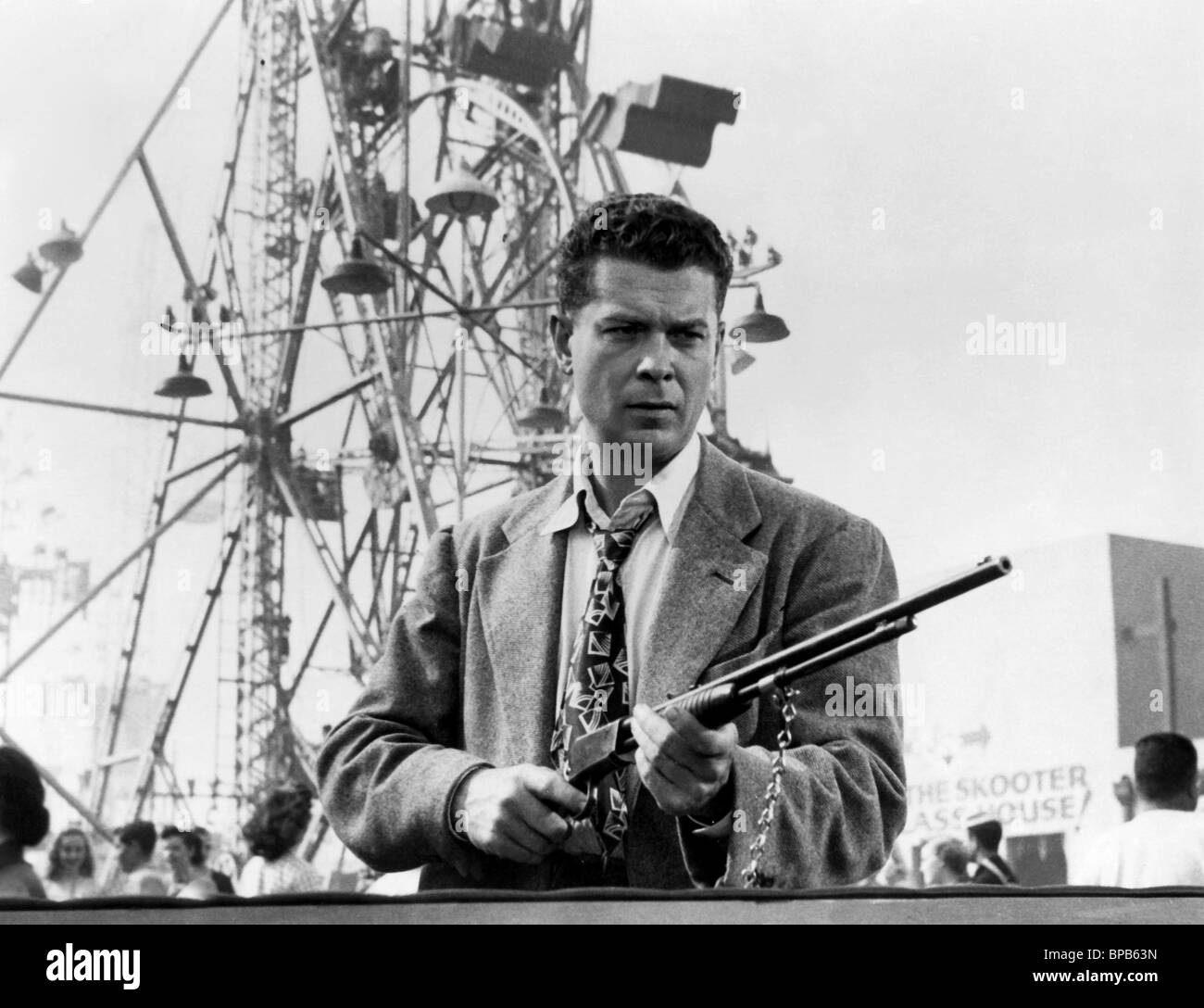 ARTHUR FRANZ THE SNIPER (1952 Stock Photo - Alamy